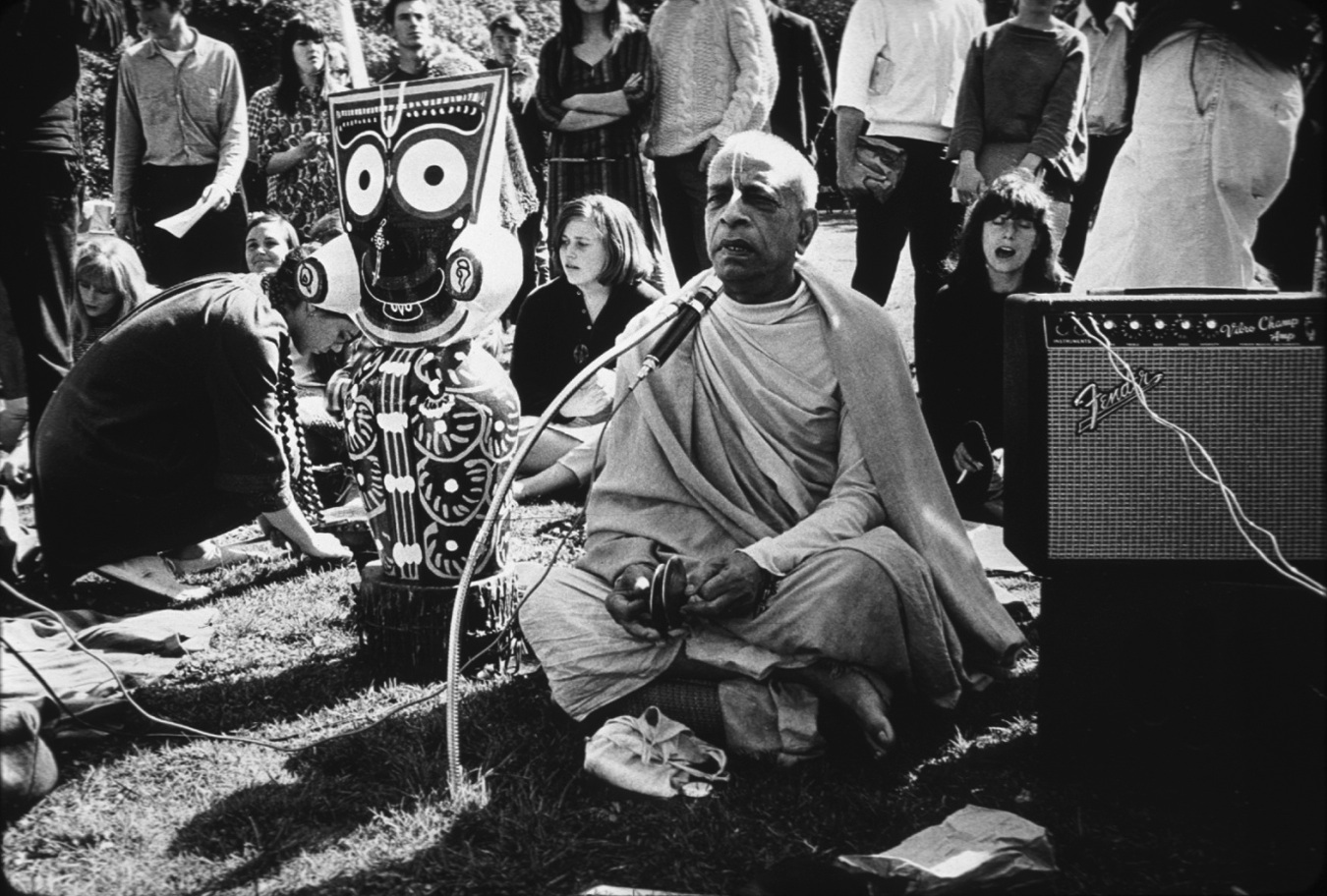 A Grihastha or Householder like You is also Tridandi- Srila Prabhupada ...