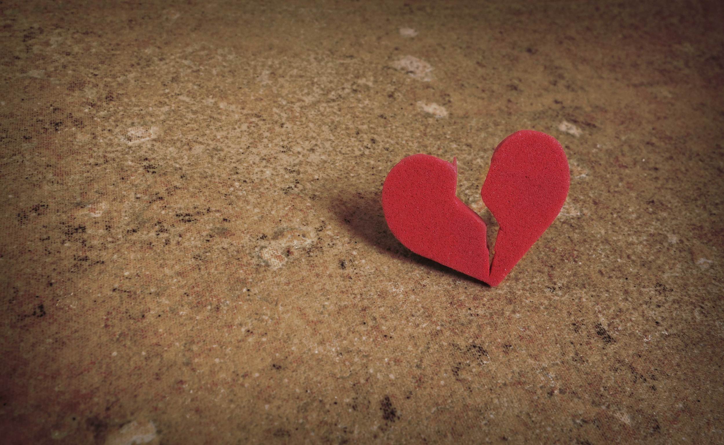 How to Deal with a Heartbreak – DevoteeMatch Blog